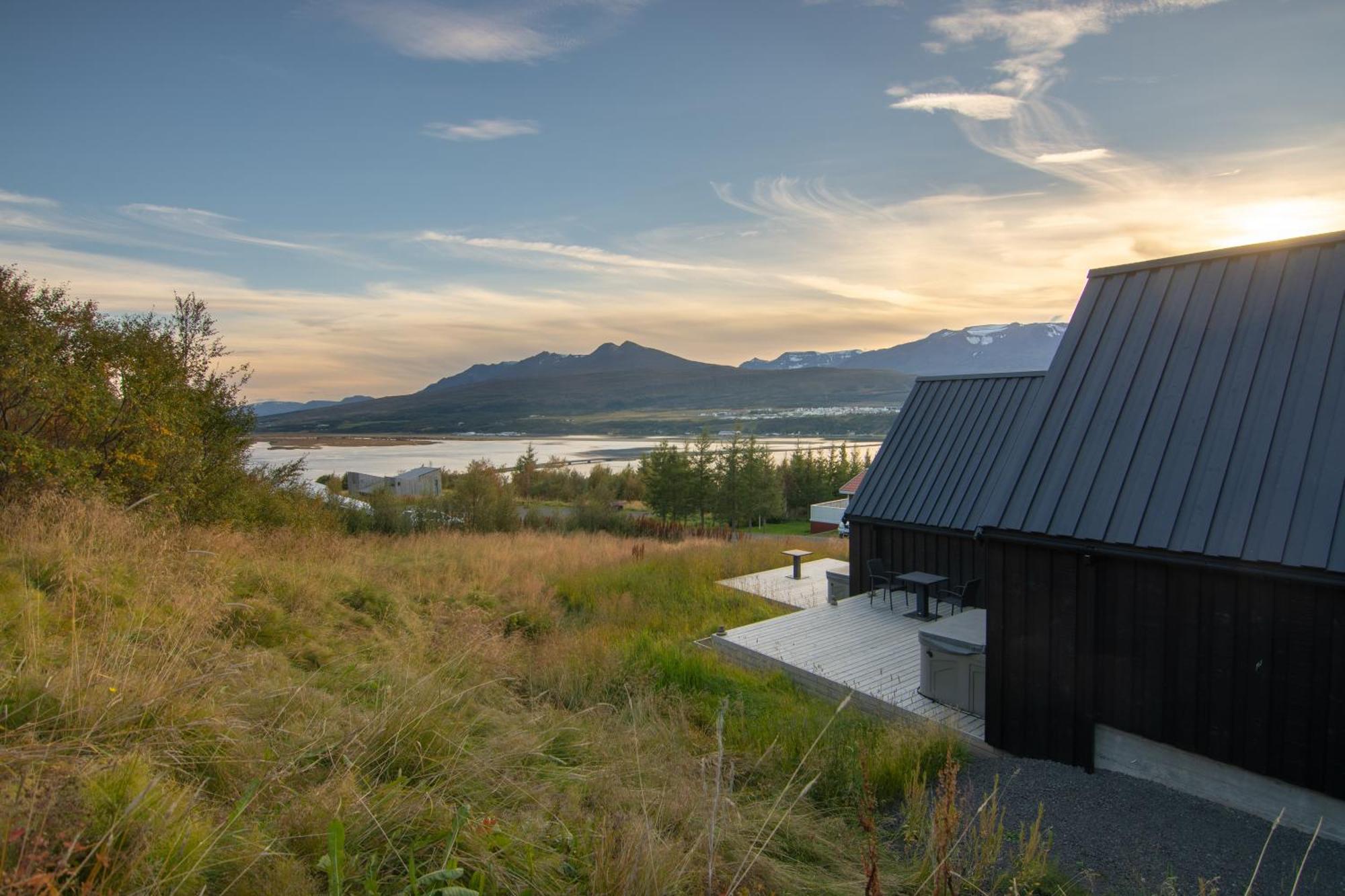 Viking Cottages & Apartments | Best Price 2025 | Guide to Iceland