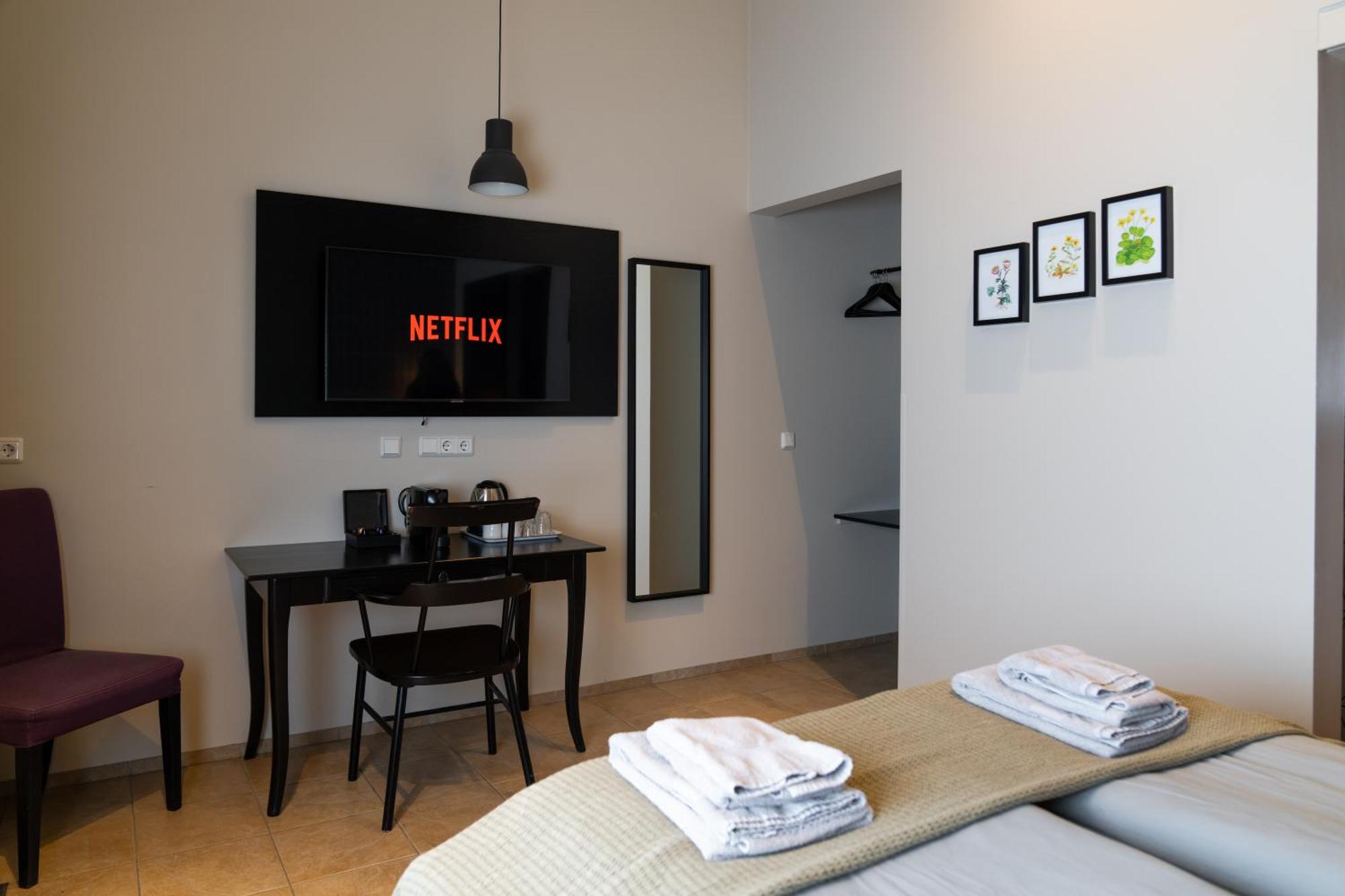 Hotel Snaefellsnes | Best Price 2026 | Guide to Iceland