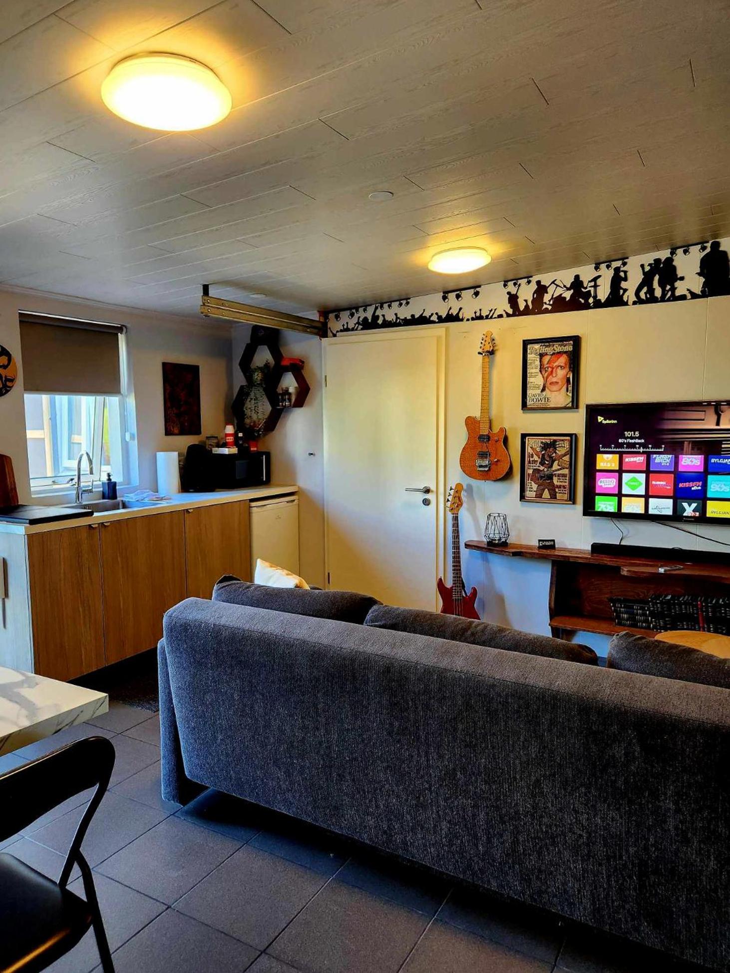 Studio Seven 7 | Mejores precios 2026 | Guide to Iceland
