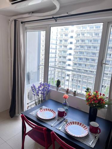 Unistay SHELL Residences Amazing Pool view near MOA - Manila, the ...